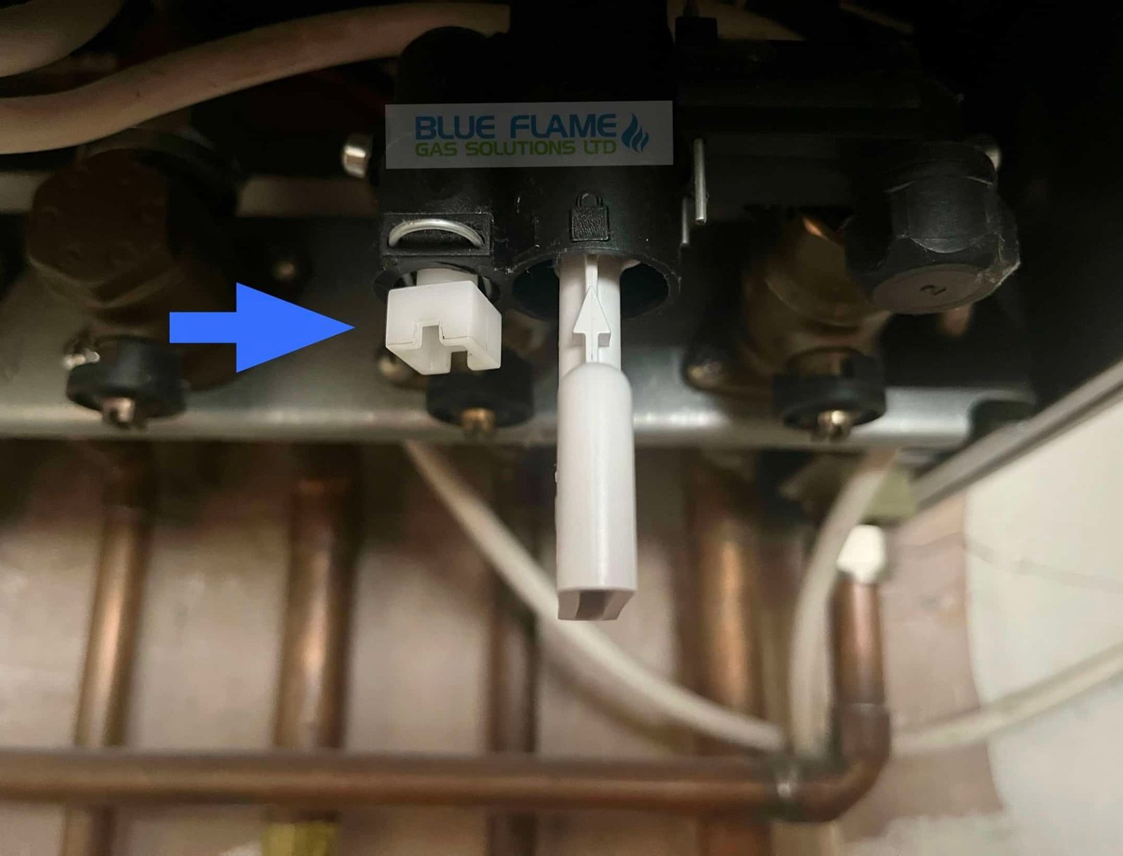 How to Top Up a Worcester Boiler With a Filling Key | Blue Flame